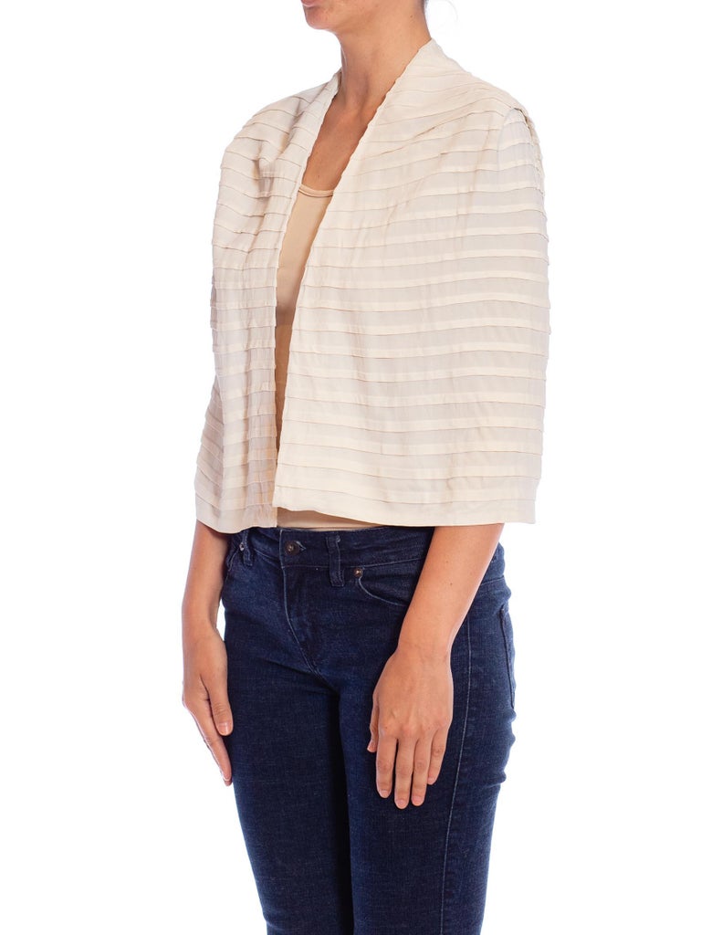 1930S Ivory Rayon Crepe Pintucked Short Shoulder Cape – MORPHEW