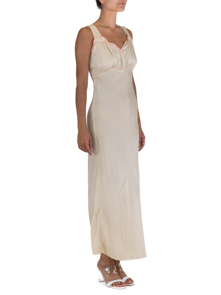 1930S Cream Bias Cut Silk Negligee With Blusk Pink Trim Detailing – MORPHEW